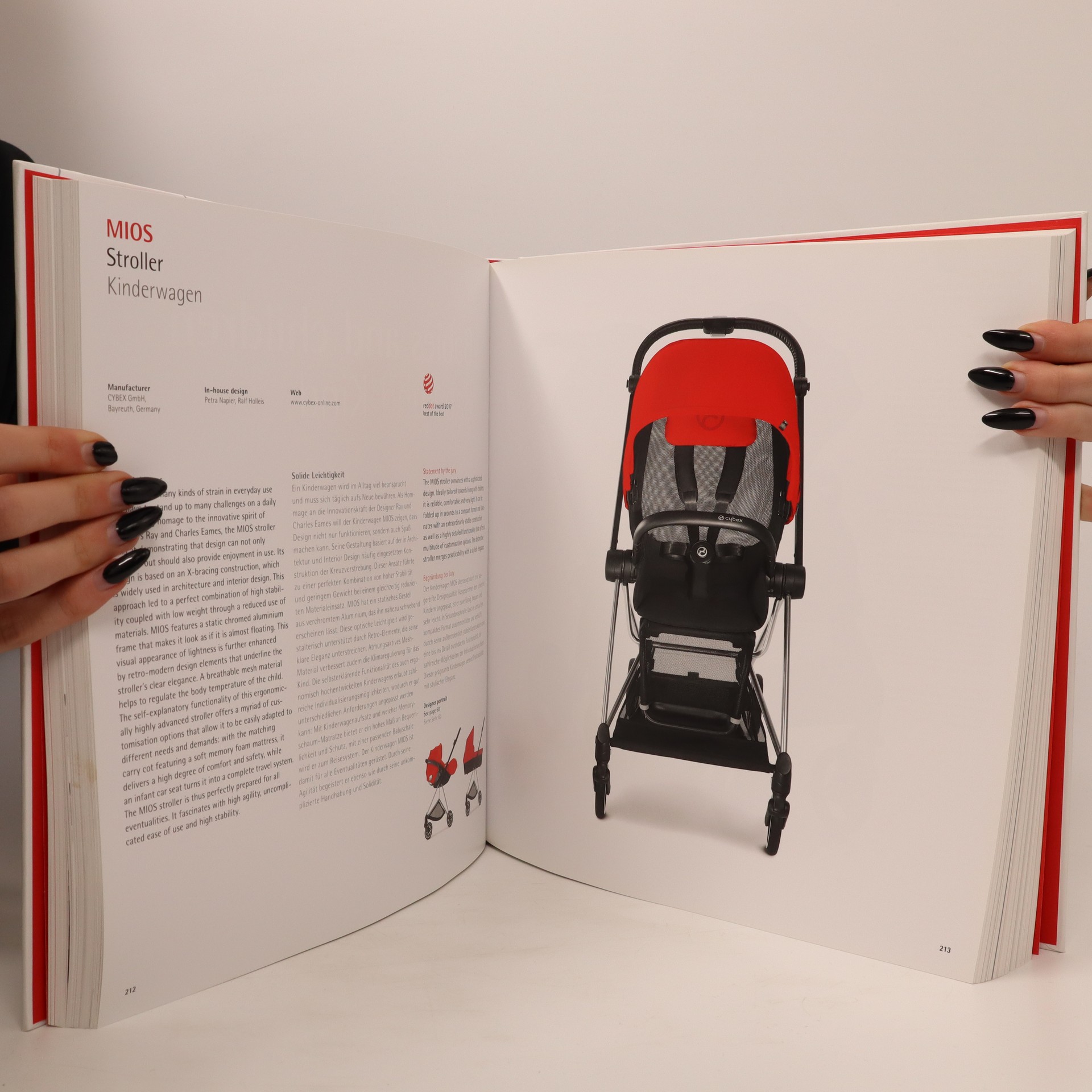 Red Dot design yearbook 2017/2018. Doing - kolektiv - knihobot.cz