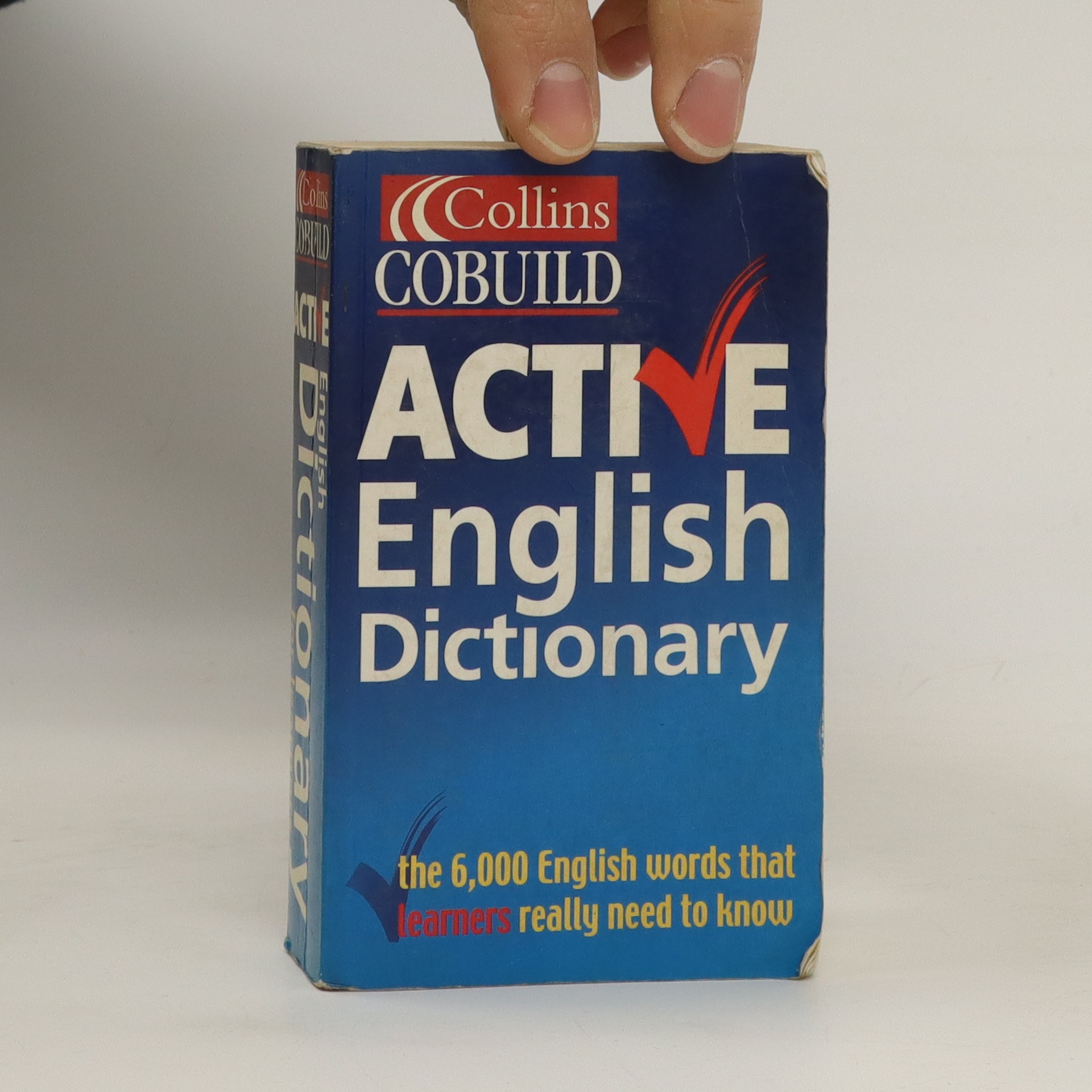 Active english dictionary - kolektiv - knihobot.cz