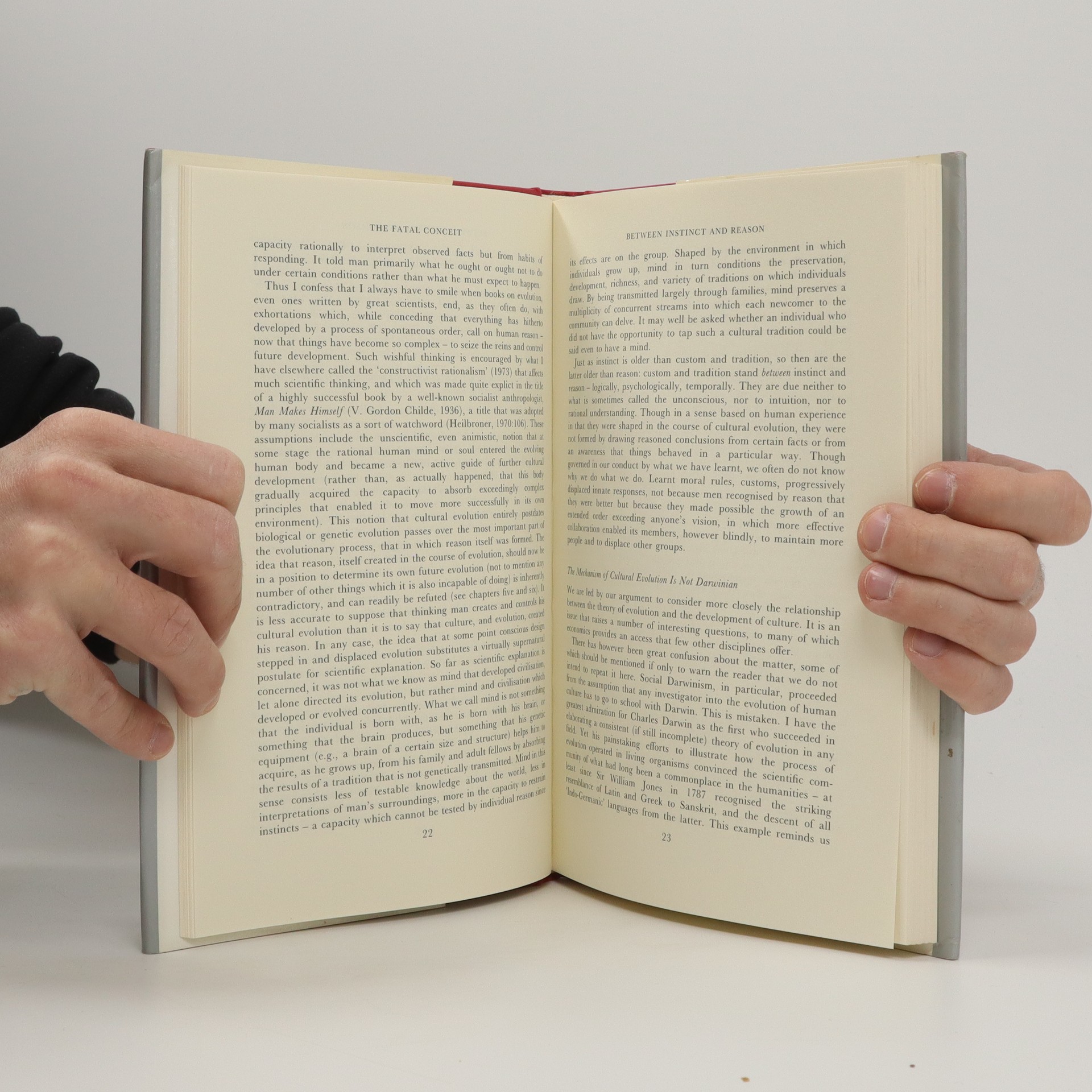 The fatal conceit. The errors of socialism. - Hayek, Friedrich A von ...