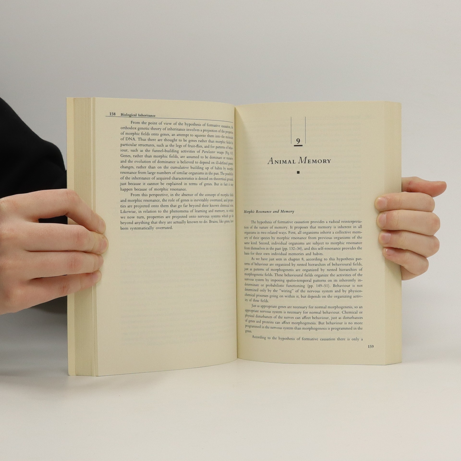 The Presence of the Past. Morphic Resonance and the Habits of Nature ...