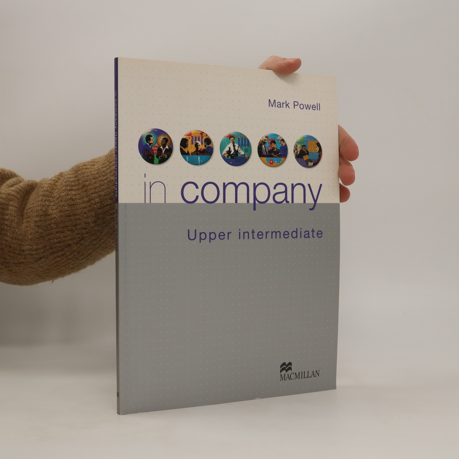 In company - upper intermediate - Powell, Mark - knihobot.cz