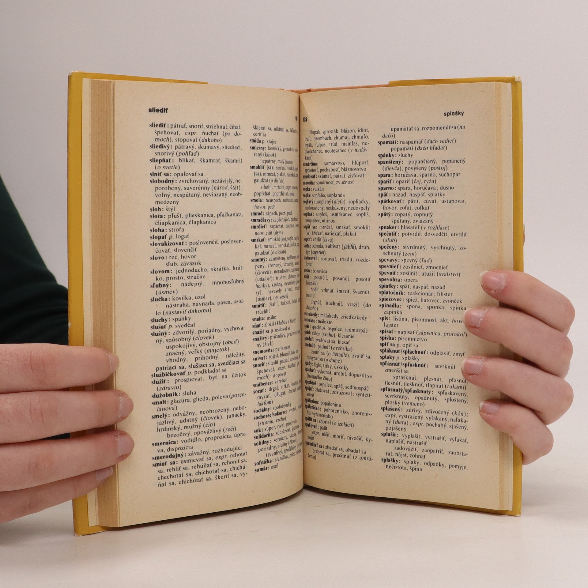 Malý synonymický slovník (Ocpl, 216 s.) - Pisárčiková, Michalus ...