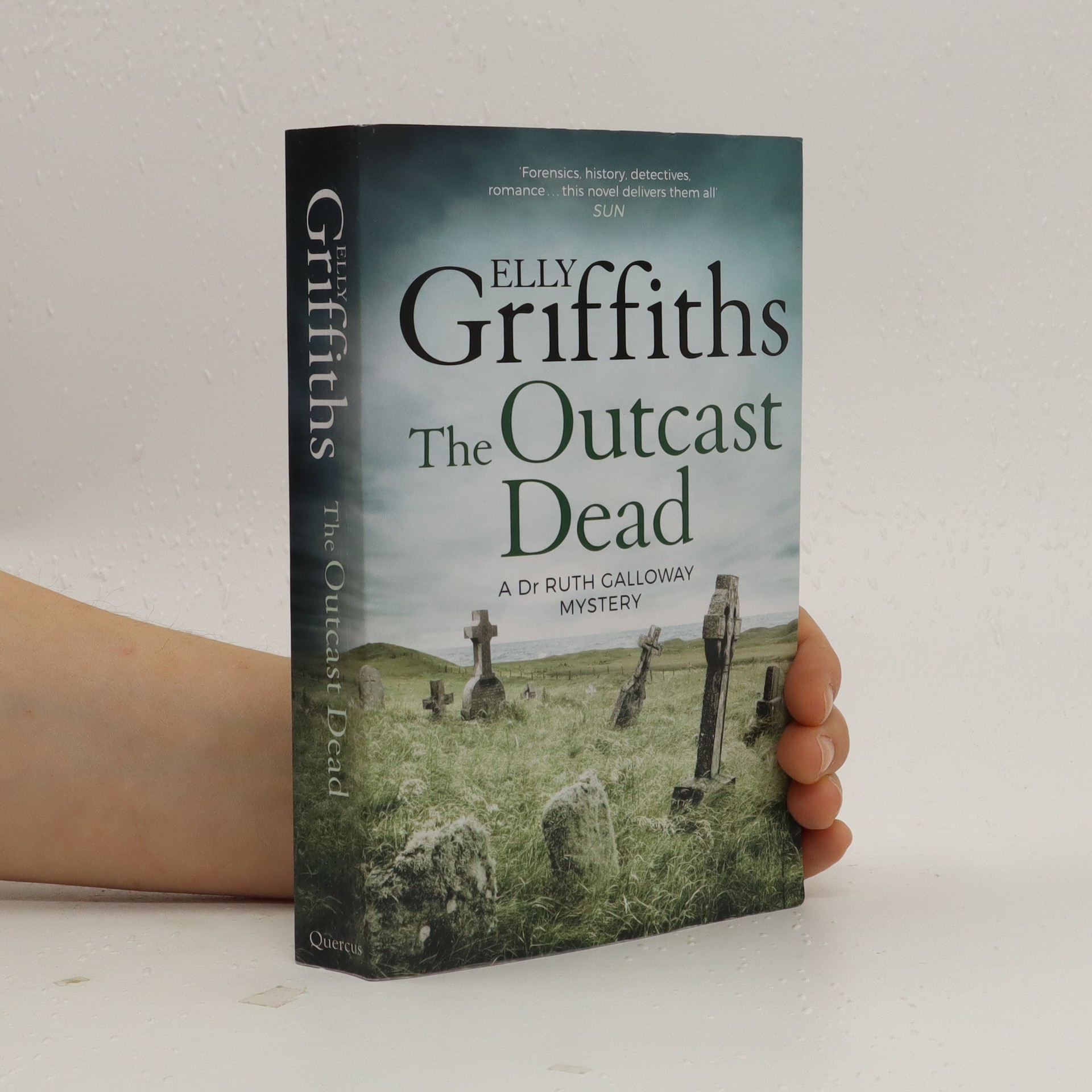 The Outcast Dead - Griffiths, Elly - knihobot.cz