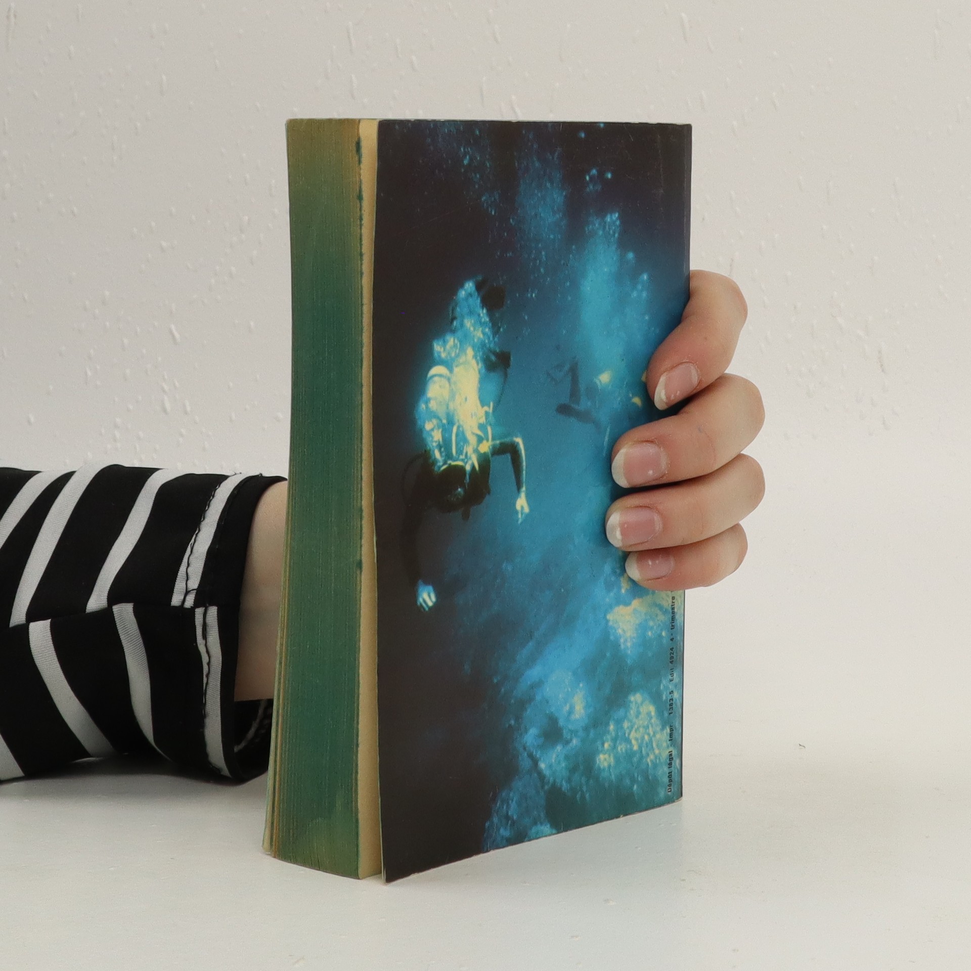 Le monde du silence - Cousteau, Jacques-Yves - knihobot.cz