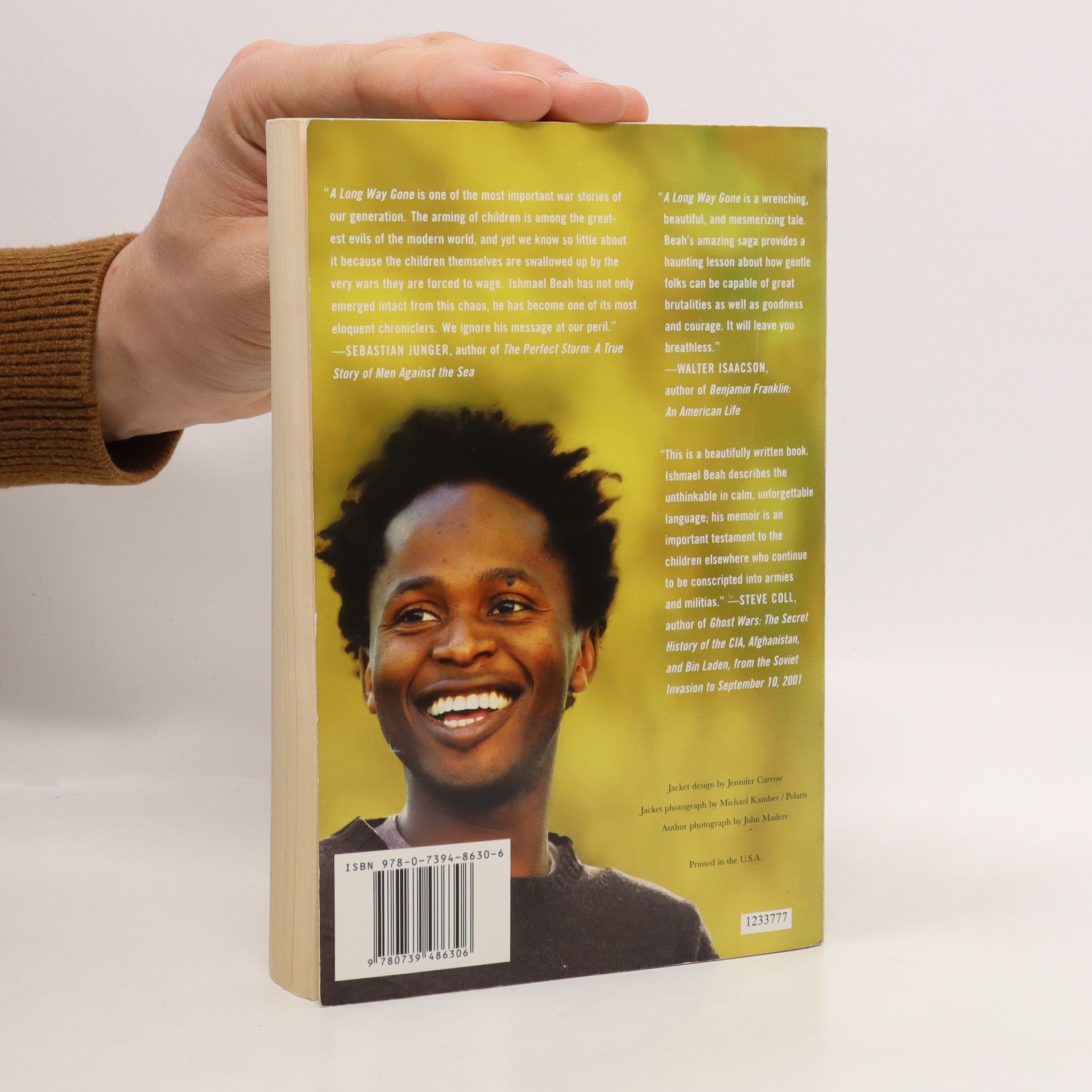 A long way gone - Memoirs of a boy soldier - Beah, Ishmael - knihobot.cz