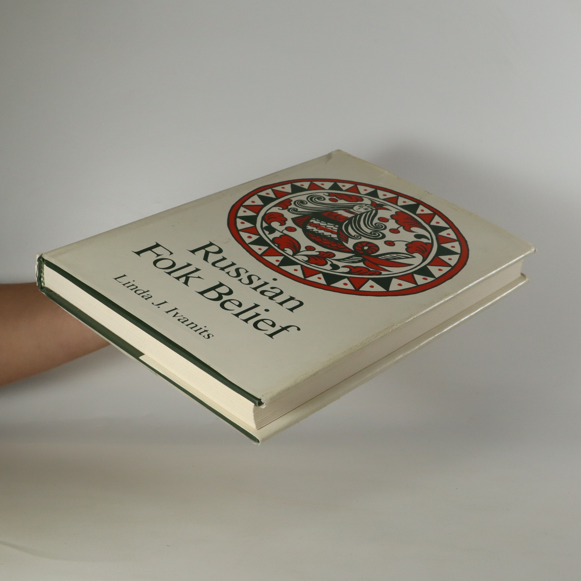 Russian Folk Belief - Ivanits, Linda J. - knihobot.cz